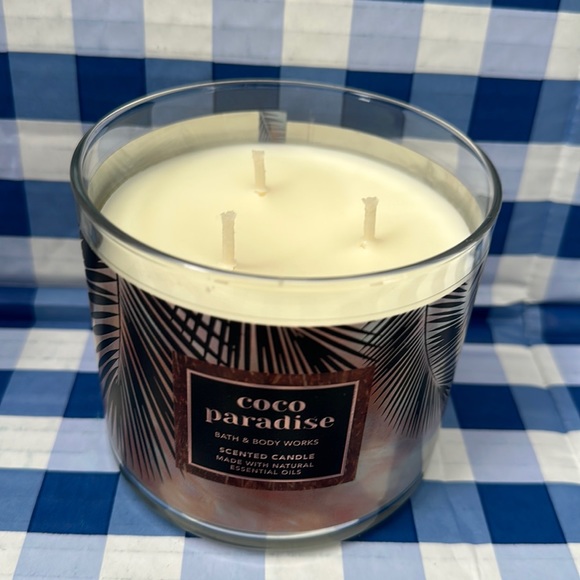 Bath & Body Works | Accents | Coco Paradise Candle | Poshmark